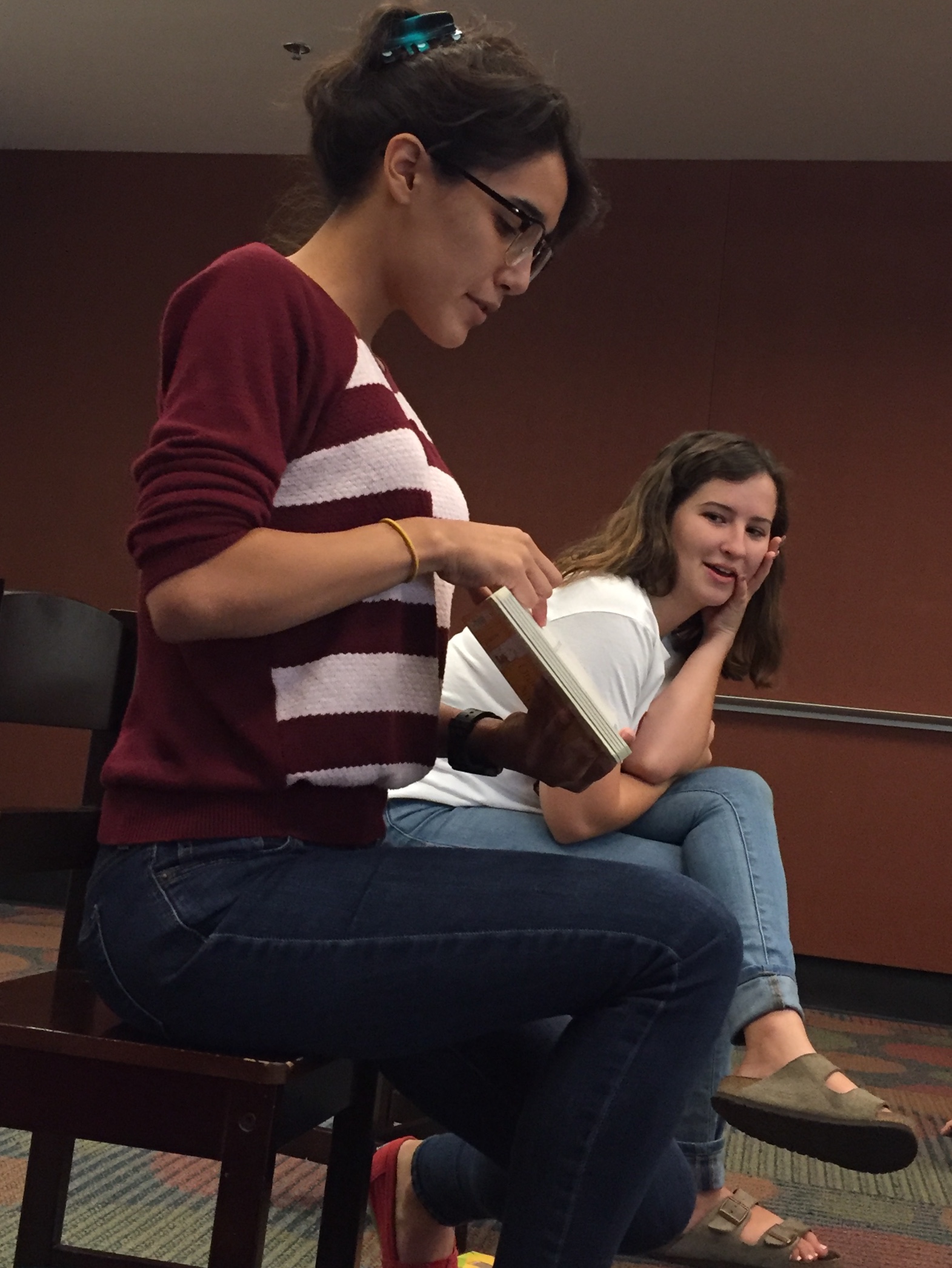 Circle up, it’s story time! | Child Development Research